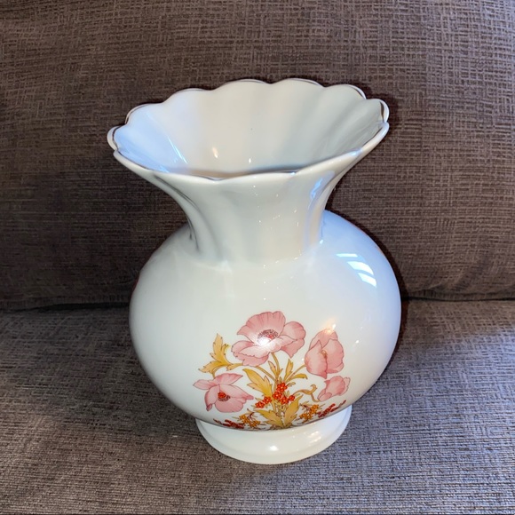 Vintage | Accents | Vintage Leart Large Vase Made In Brazil With Pink ...